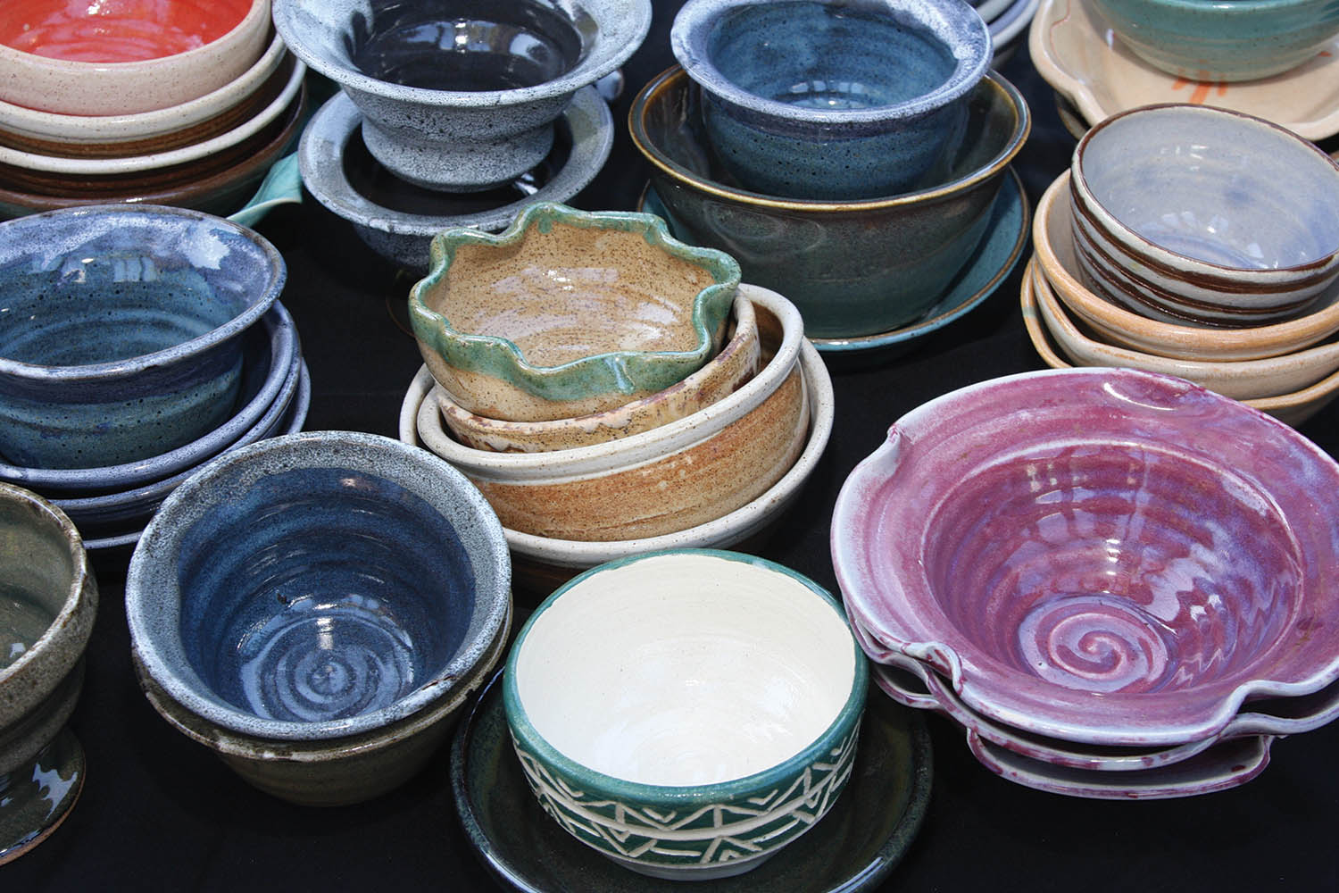 Restaurant hosts ‘Empty Bowls’ fundraiser | North Central News